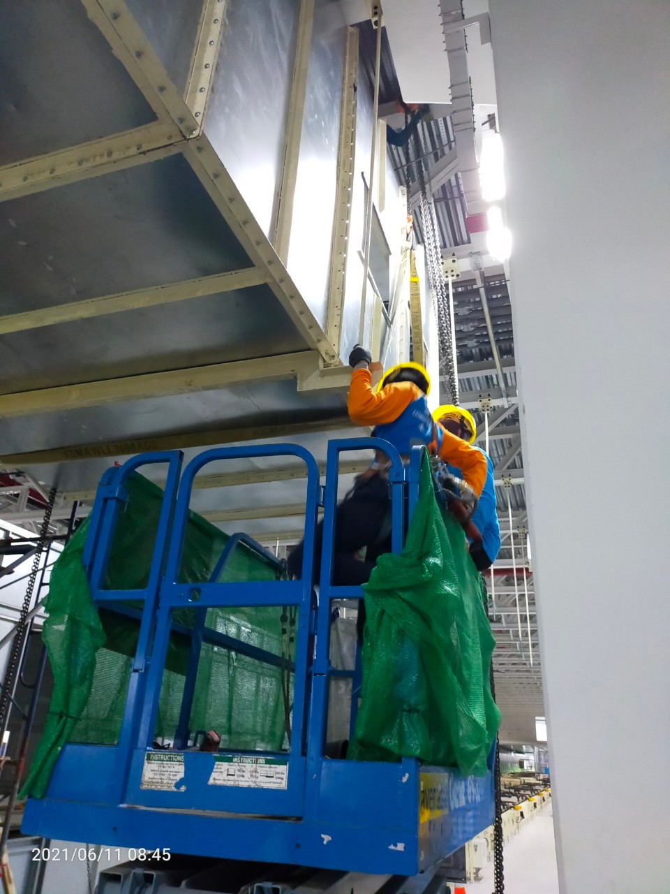 ติดตั้งท่อดักซ์-Mitsu Motor – รับเหมาติดตั้ง